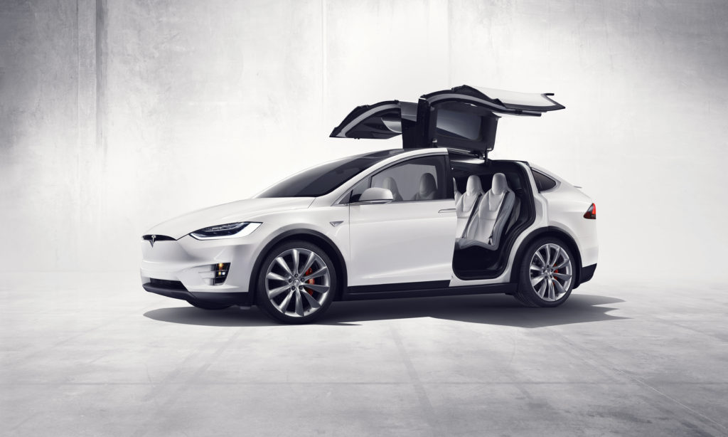 TEST: Tesla Model X