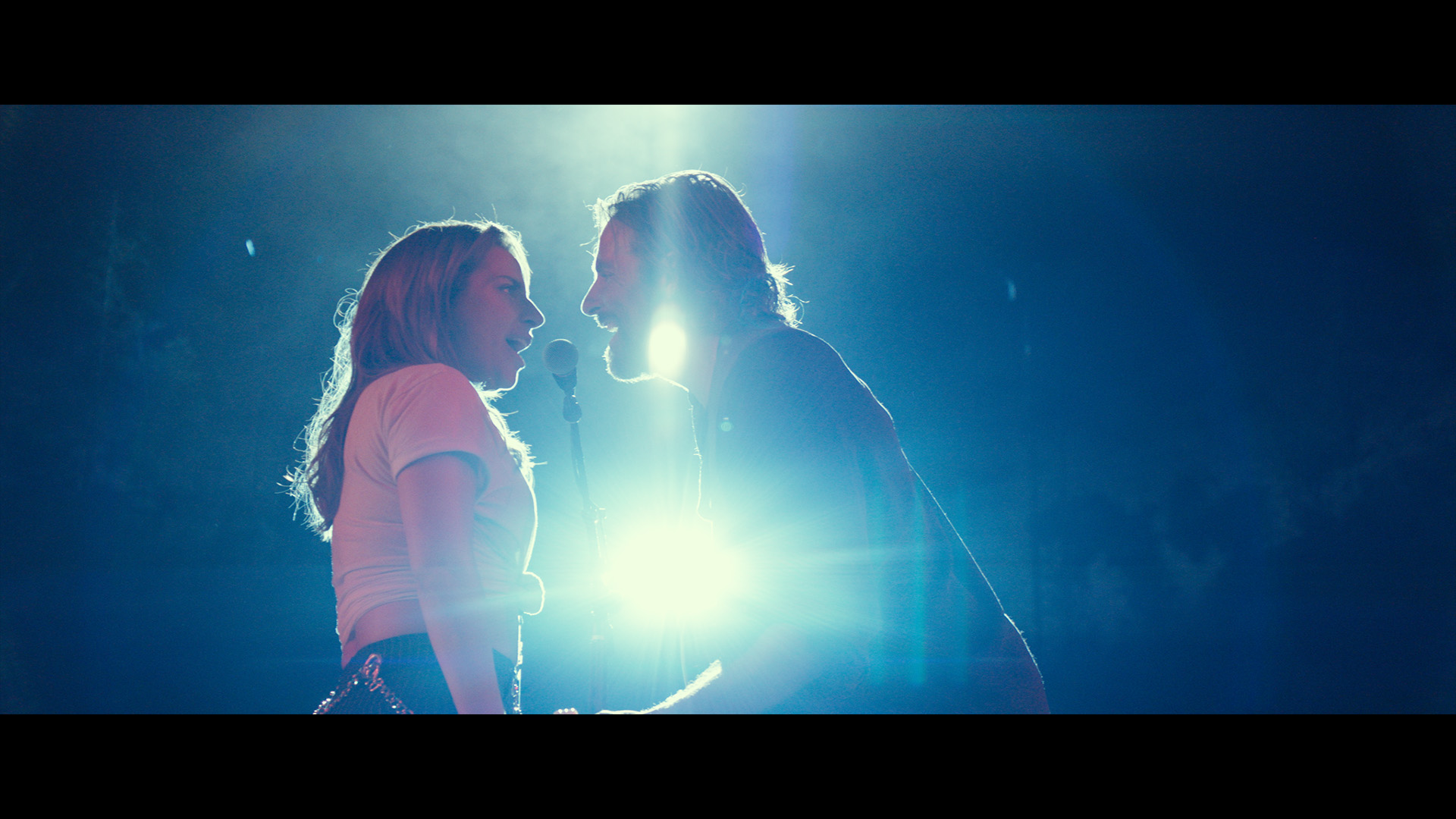 Anmeldelse: A Star is Born – Kemien slår gnister