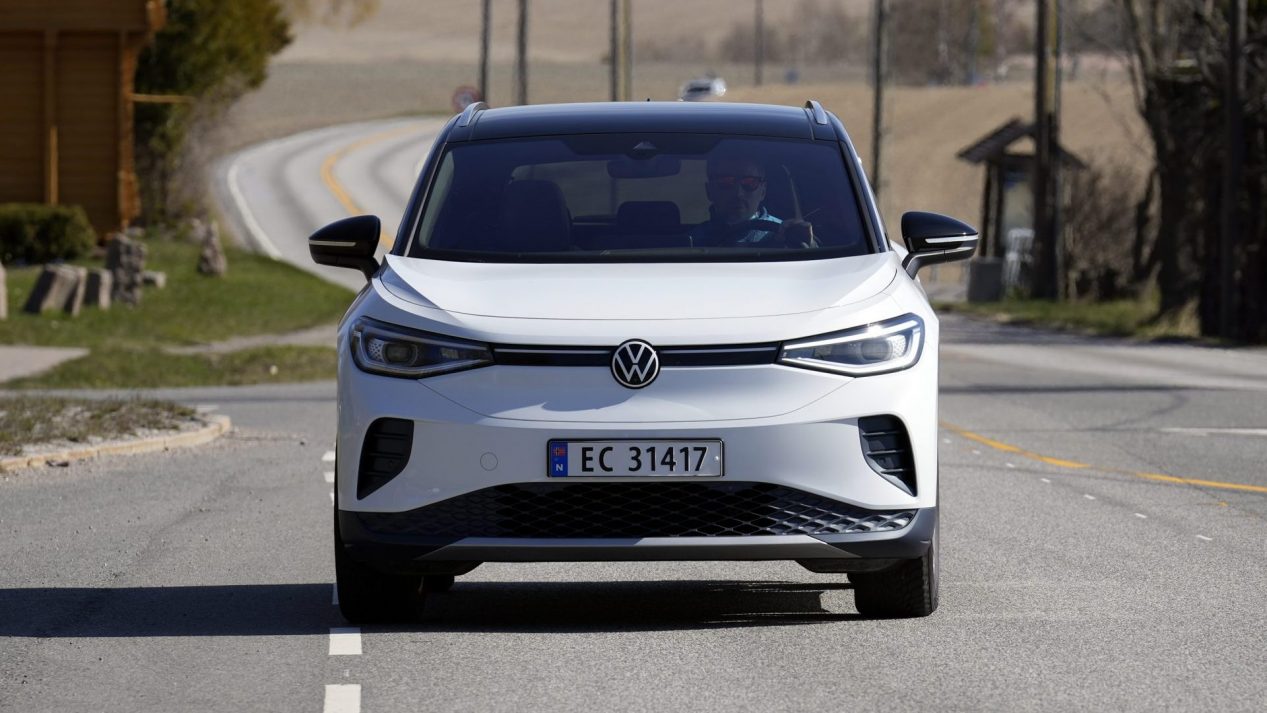 TEST: Volkswagen ID.4 – Fed bil, tynd lyd