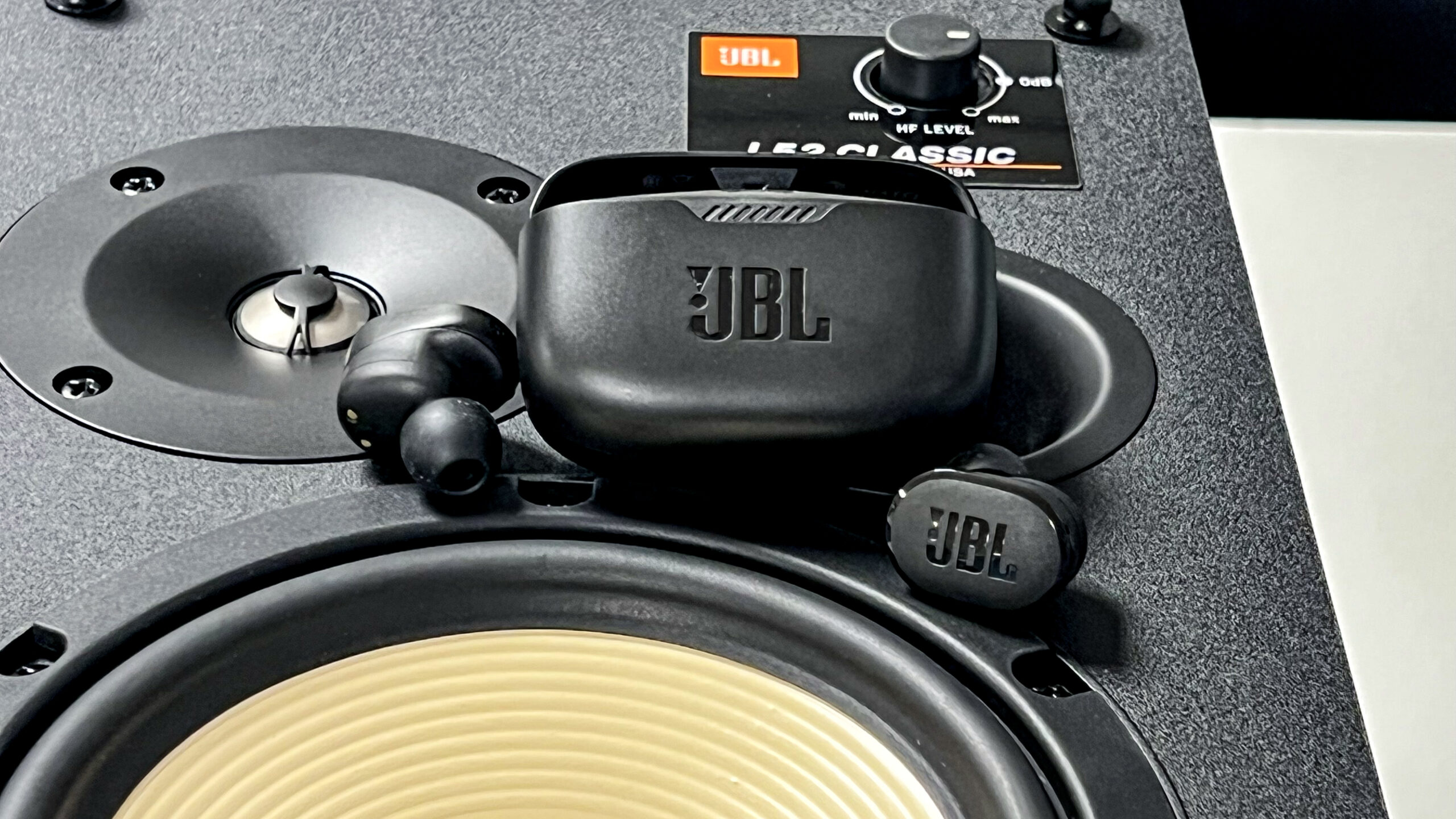 TEST: JBL Tune 130NC - Det store røverkøb