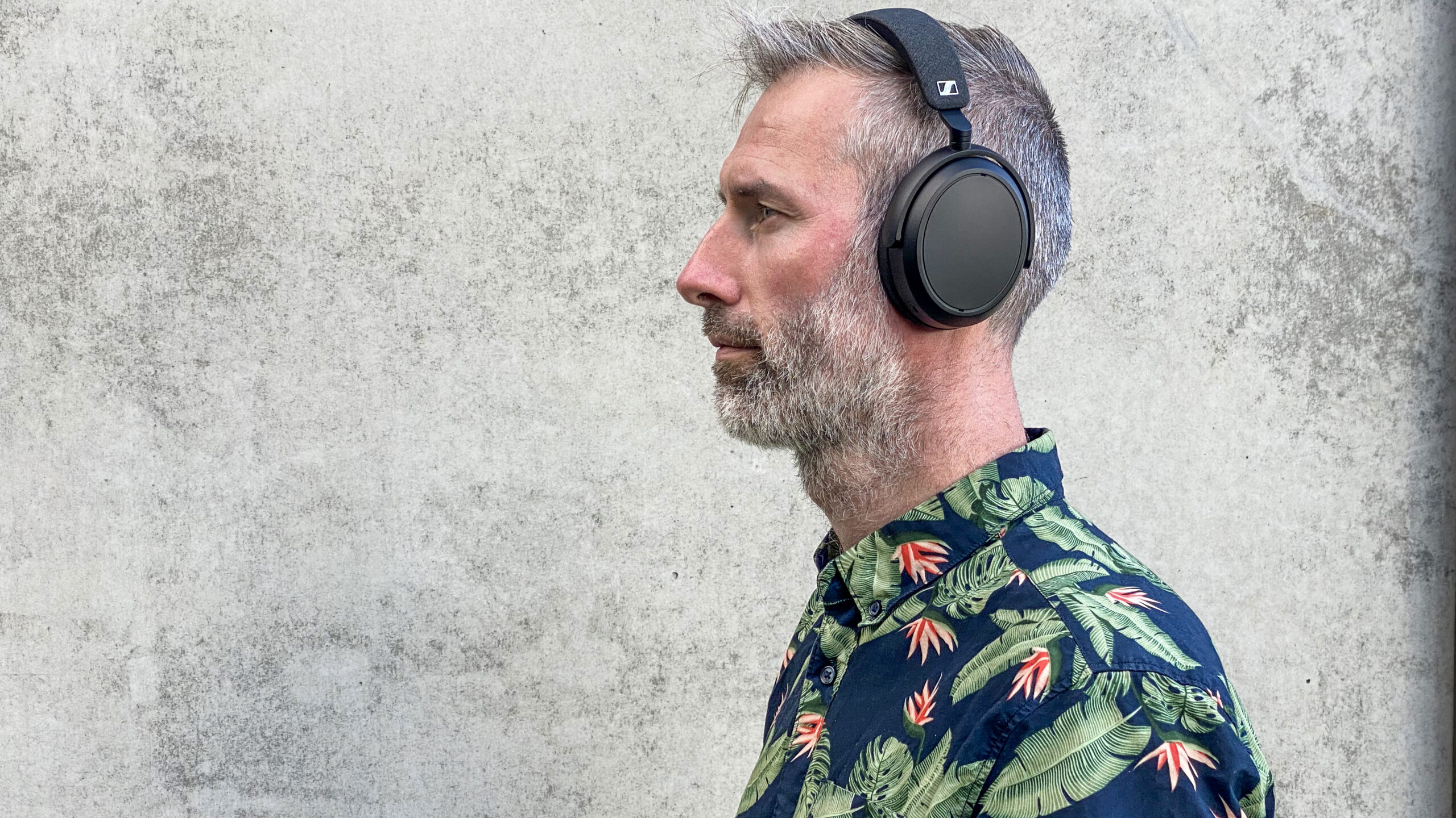 Test Sennheiser Momentum 4 Wireless Stjernestøv Fra Sennheiser