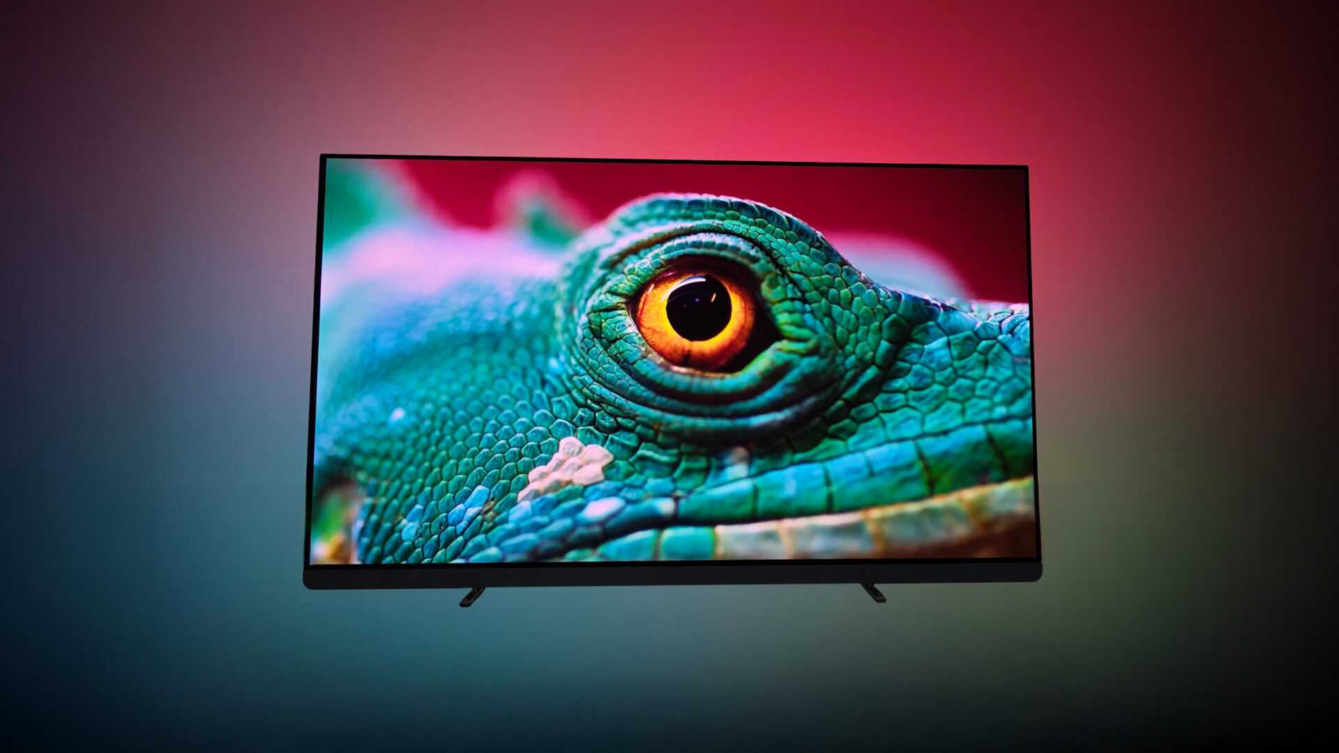 TEST: Philips OLED+909 (65OLED909/12) - Philips’ mest blærede TV hidtil?